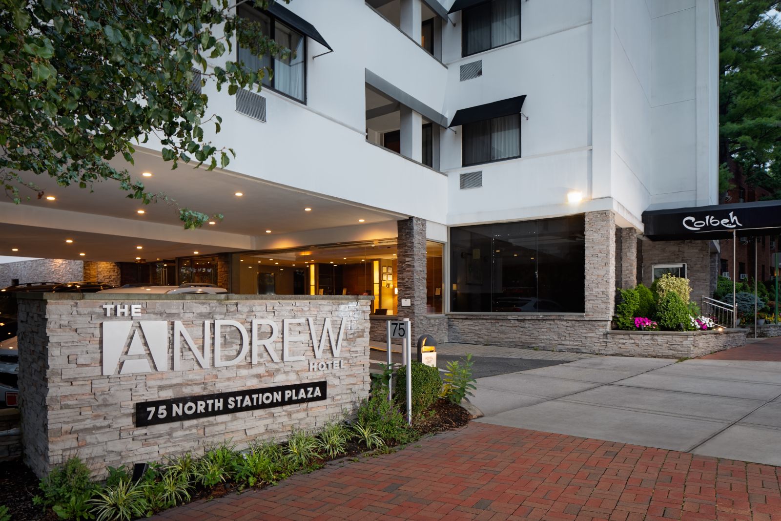 Great Neck Long Island Hotel Deals | The Andrew Hotel